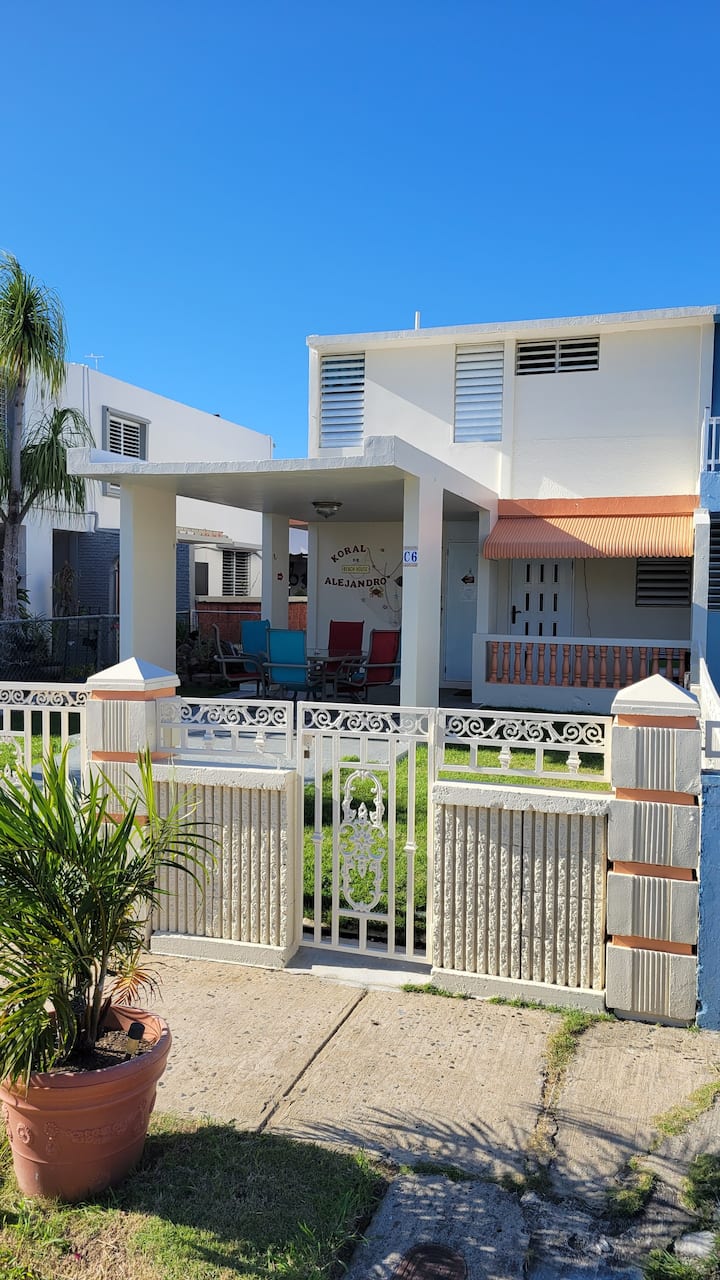 Walking Distance To Beach, Town And Fun! - Rincón