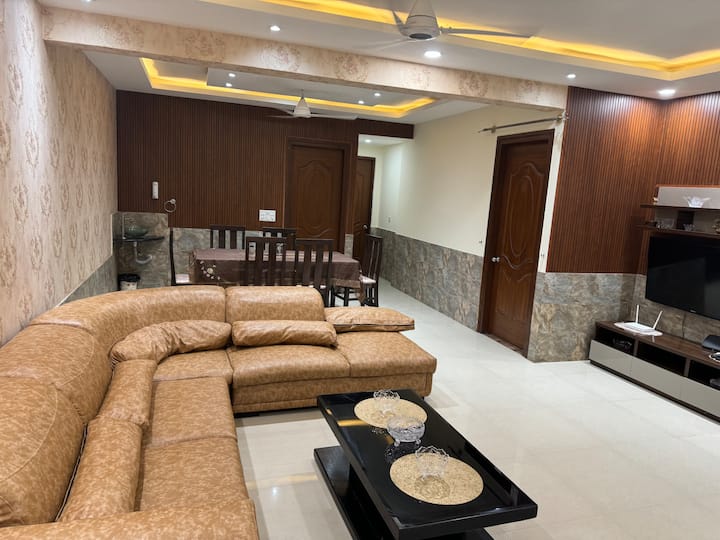 Luxurious 3bhk In The Heart Of The City - Bangalore