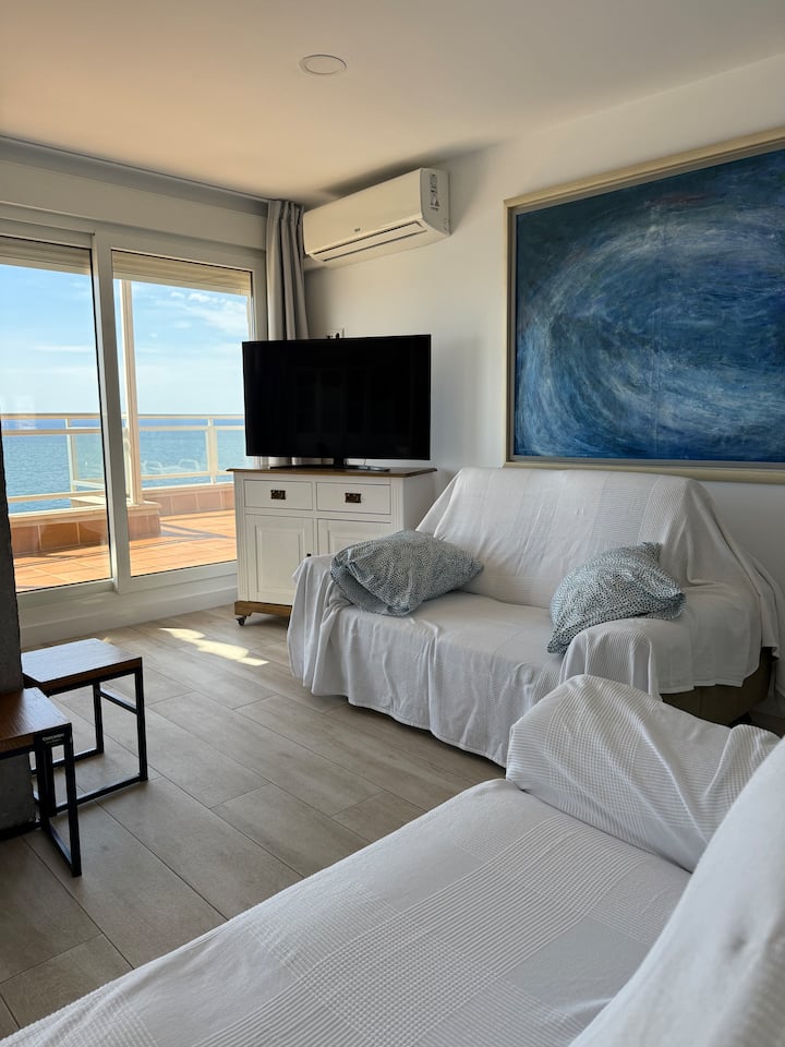 ÁTico Frente Al Mar · 2 Baños, Terraza Y Garaje - Almería
