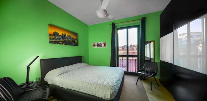 Bright Flat Just 20 Minutes Walk From Milan Center - Mailand