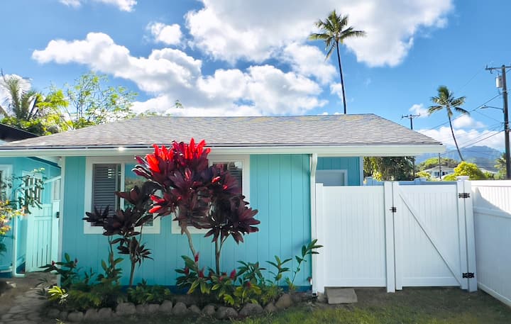 Beautiful Beach Shack A Block From Kailua Beach - Honolulu, HI