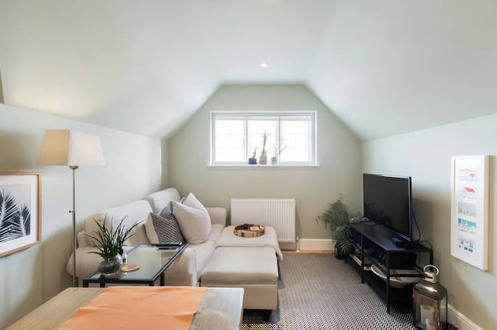 Cosy Central Flat | Quiet | Walk To Town - St Albans, UK