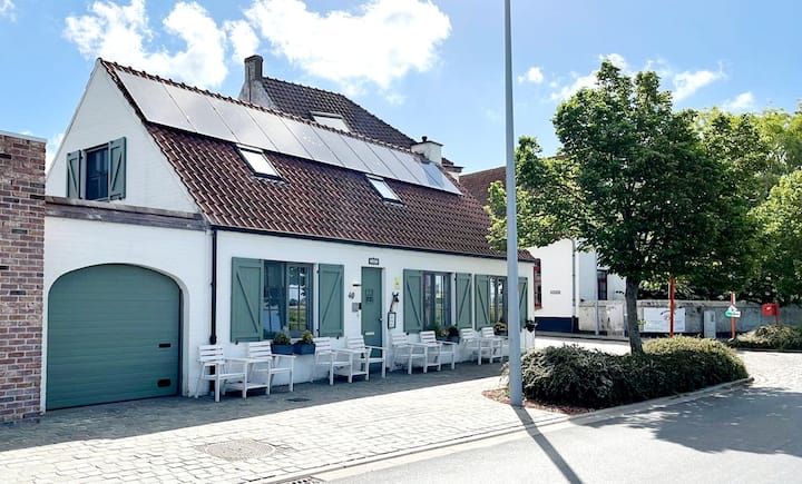 Klein, Gezellig, Landelijk Gelegen Dorpje. - Le Coq