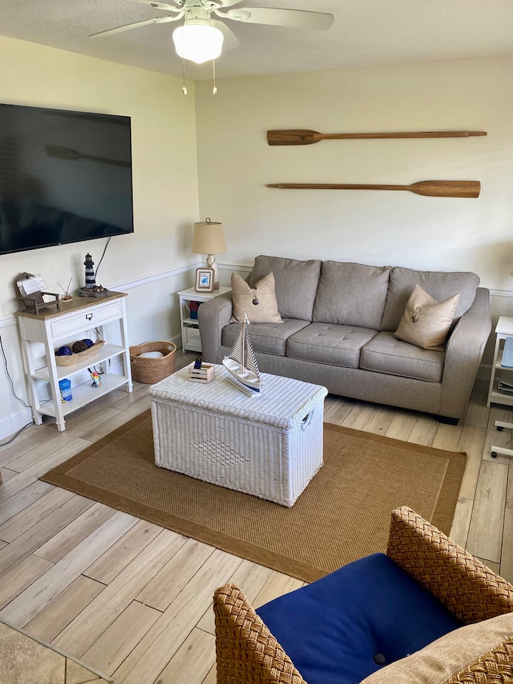 *  Sun And Sand Getaway * - New Smyrna Beach, FL