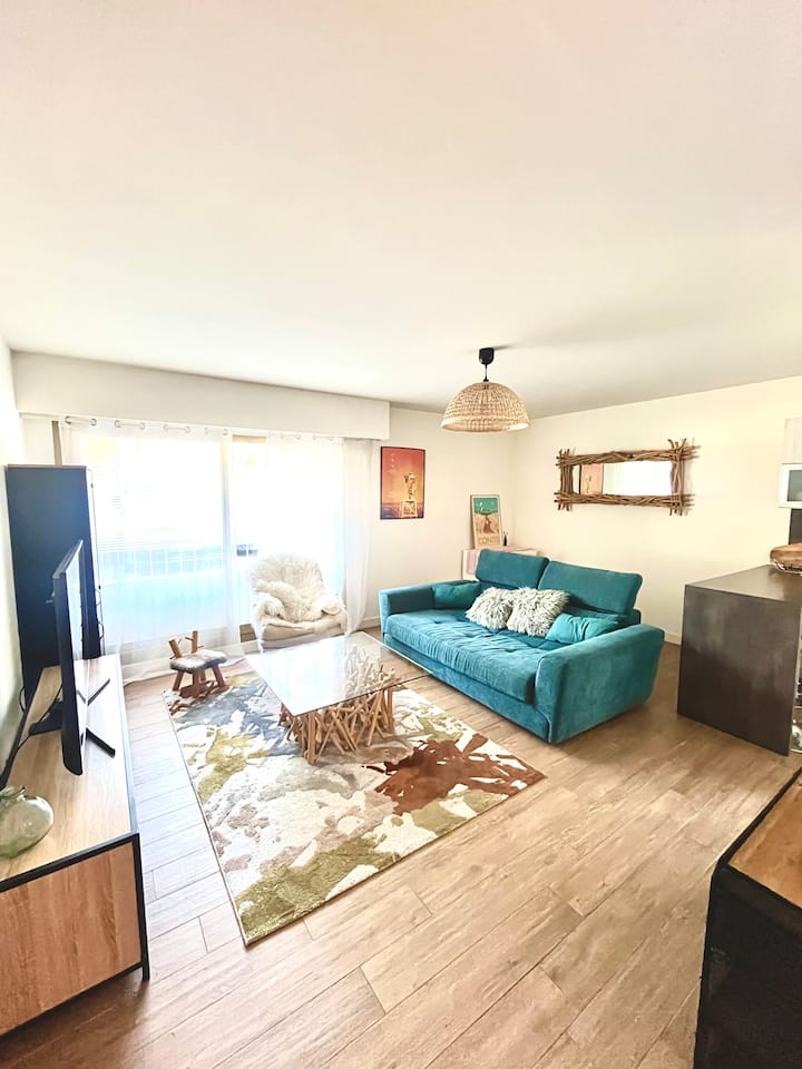 Très Beaux 2 Pièces Cosy Aux Couleurs Du Sud ! - Le Cannet