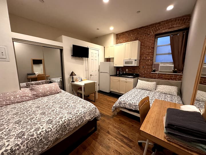 A+ Location City Studio (2 Double Beds) #1 - New York