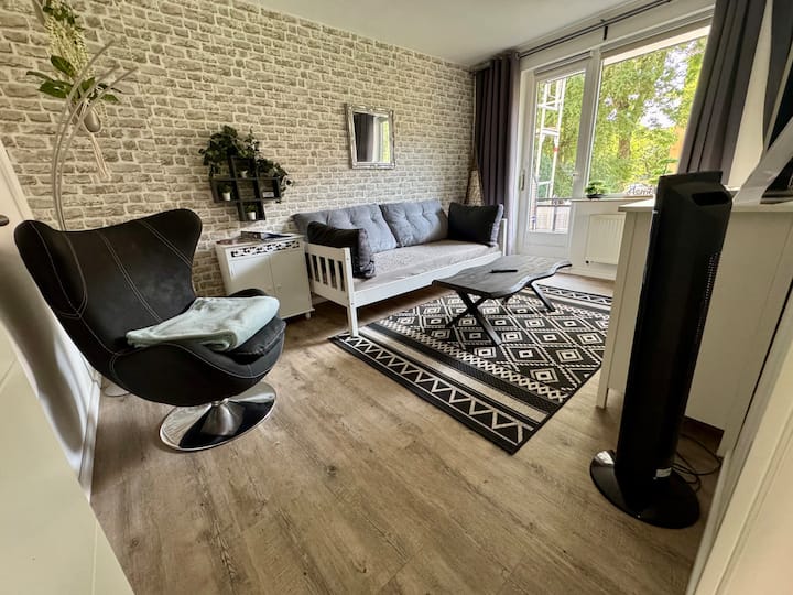 Zwei Zimmer Appartement ( Ideal Für 2 - 3 Pers.) - Bremen