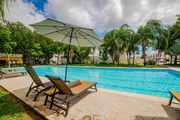 "Increíble Casa A Lado De Piscina Semi Olímpica - Playa del Carmen