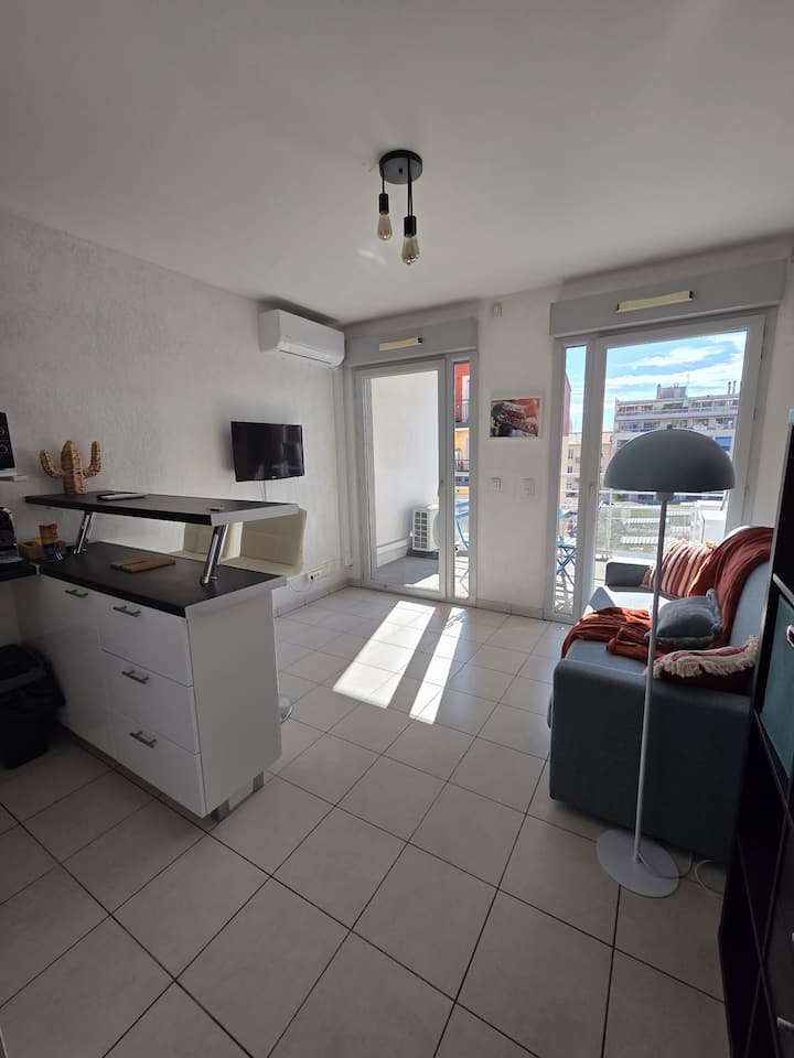 Studio Au Calme Nice Avec Parking Intérieur - Nice