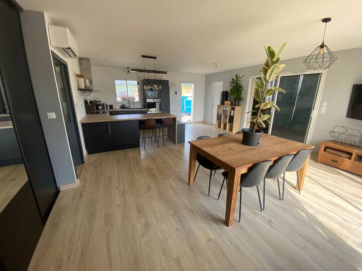 Villa Lumineuse Proche De Périgueux - Ibis Budget Perigueux Boulazac