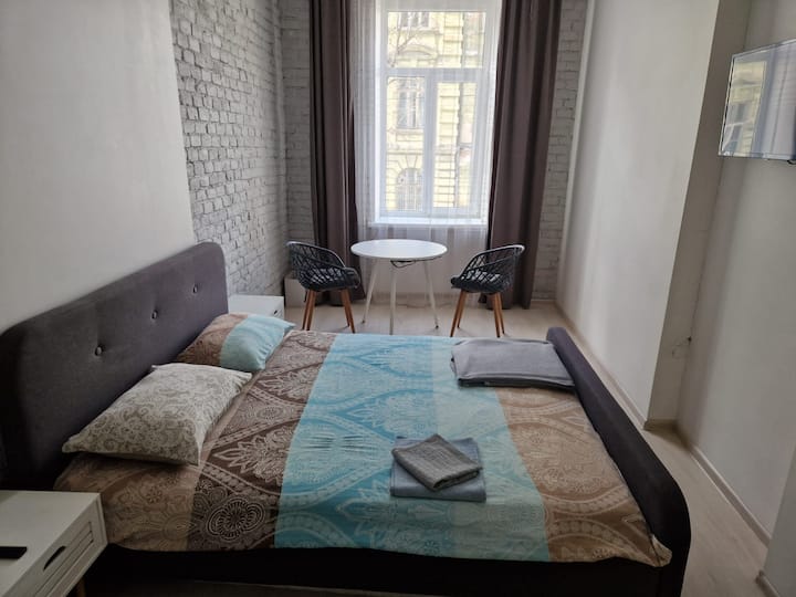 Quiet & Cozy Retreat In The Heart Of The City - Lviv