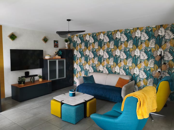 Pavillon Récent Au Calme Avec 3 Chambres - Laval, France