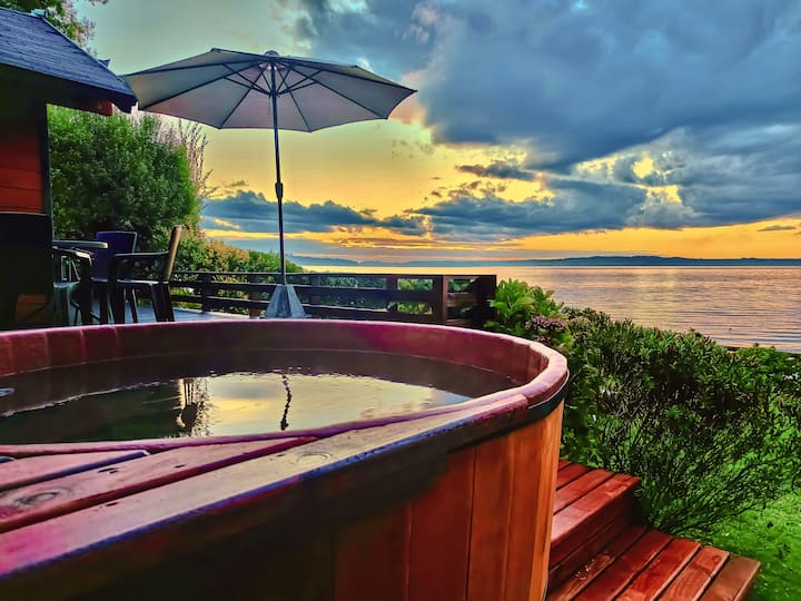 Casa Orilla De Lago Villarrica, Tinaja Y Chimenea. - Chile