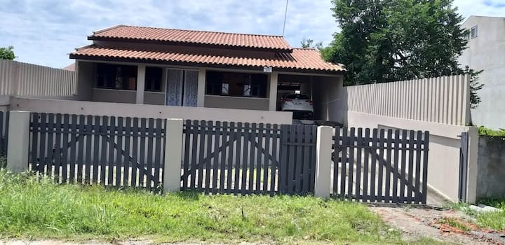 Casa Para Descansar Em Itapoá Sc - Itapoá