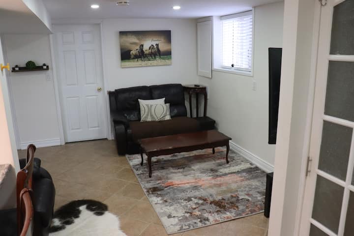 Beautiful 2 Bedroom Apartment In Mississauga - Mississauga