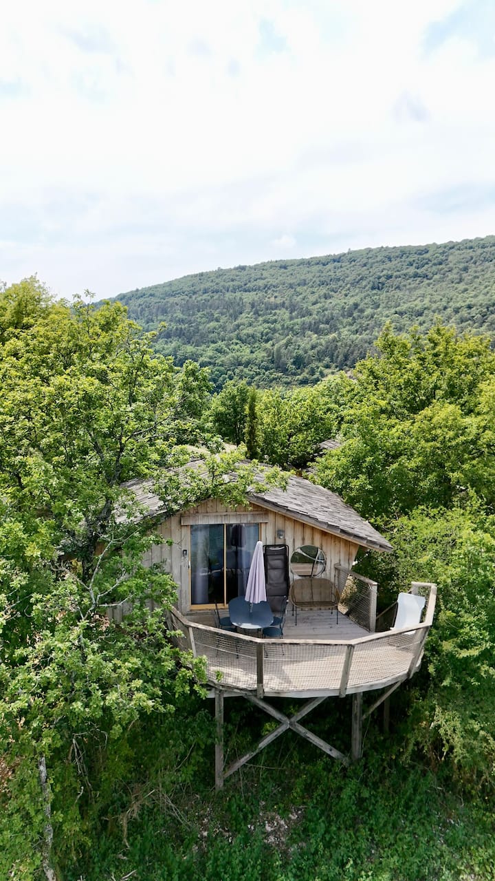 Cabane Insolite Avec Vue Panoramique Rivière D'ain - Ain