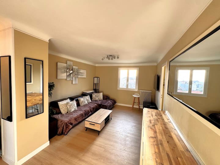 Spacieux/rénové 5 Pièces En Plein Coeur De Nice - Èze