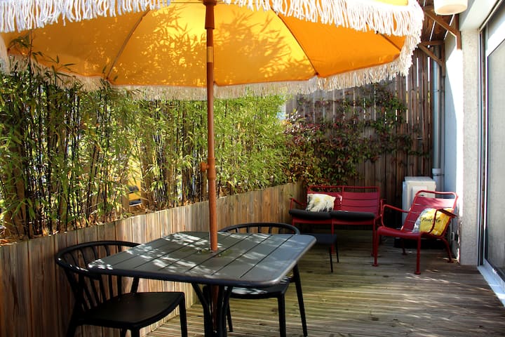 « Maison Syrah » Condrieu Au Pied Des Vignes - Condrieu