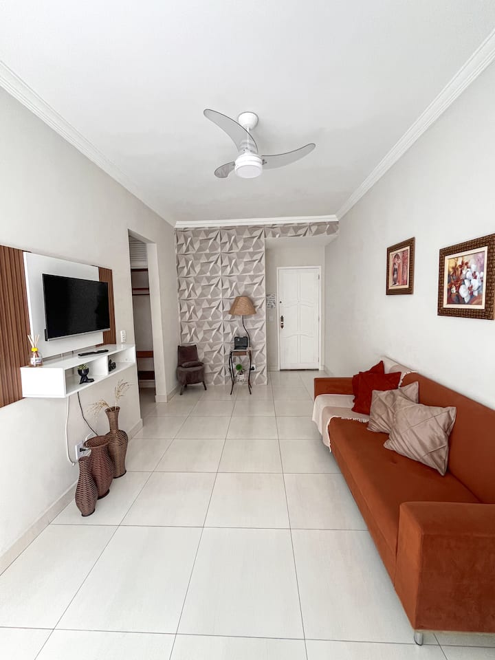 A Poucos Passos Da Praia Do Forte-centro Cabo Frio - Cabo Frio