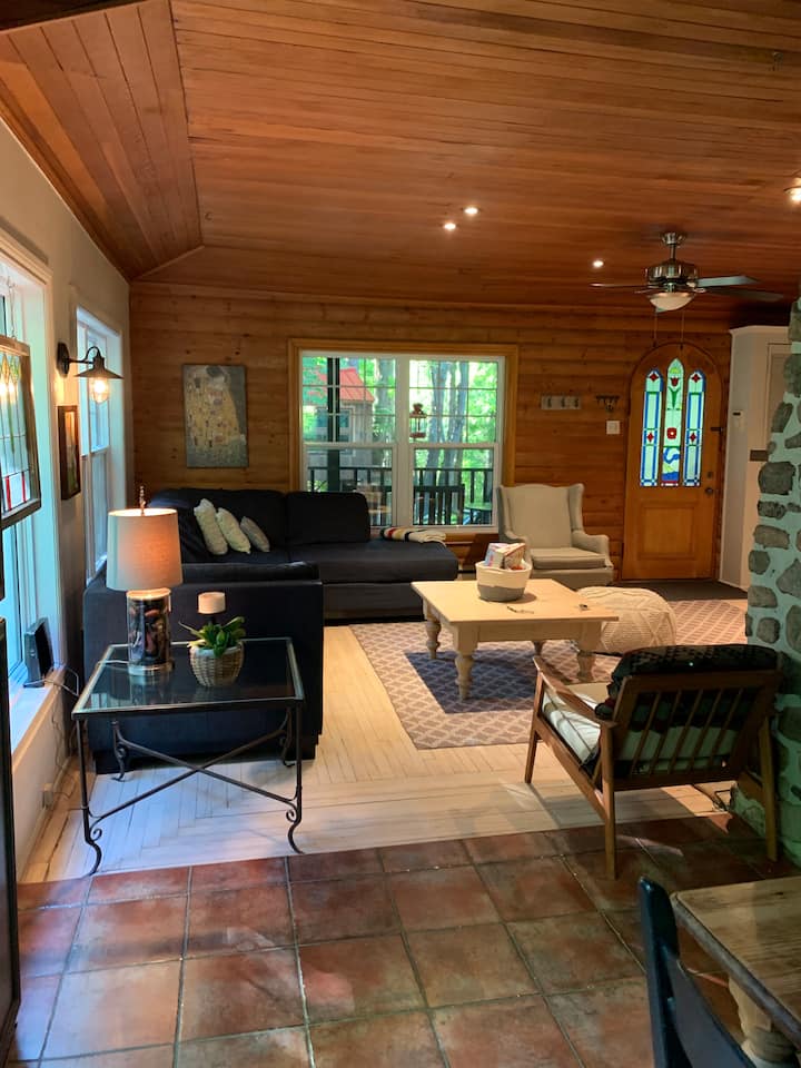 Un Chalet Charmant, Cozy Et Pratique! - Saint-Sauveur