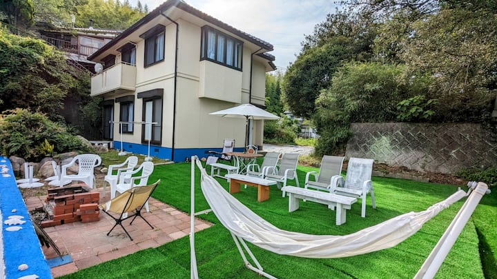 【ビーチ目の前、Bbq可】全室オーシャンビューの一棟貸し宿 - 竹原市