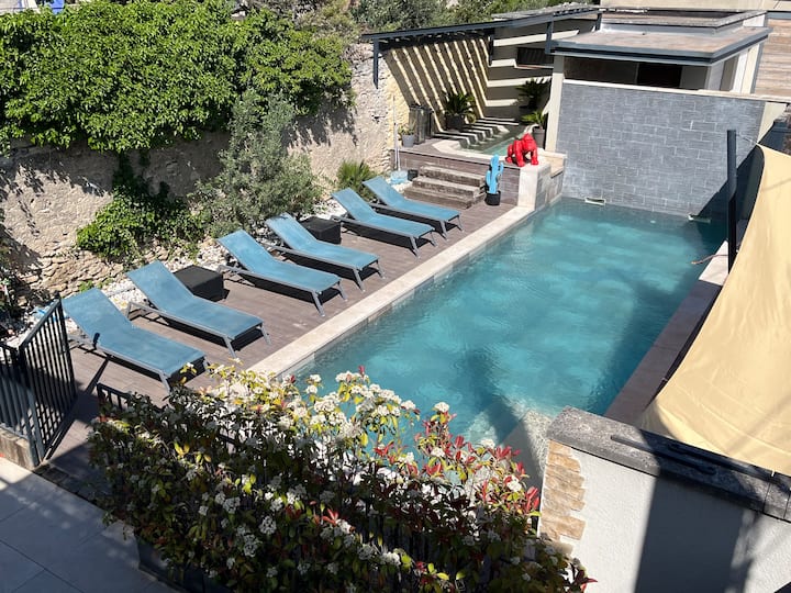 Studio+terrasse, Piscine, Jacuzzi, Pking à St Remy - Saint-Rémy-de-Provence