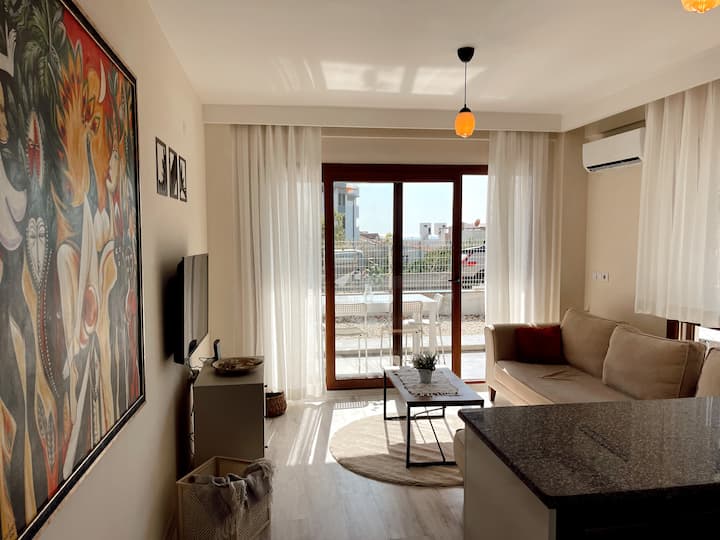 Comfy Garden Floor Flat - Marina Area - Кушадасы