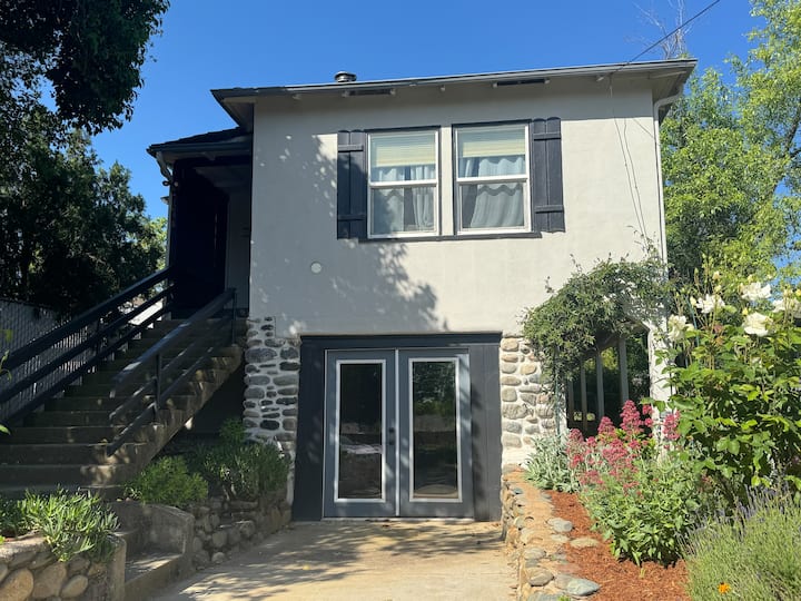 “Get Above It” In This 1940’s Comfy Downtown Home - Redding, CA