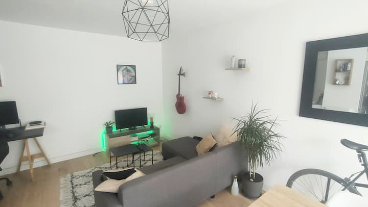 Appartement F2 48m2 Avec Balcon Et Parking Privé - Fabrègues