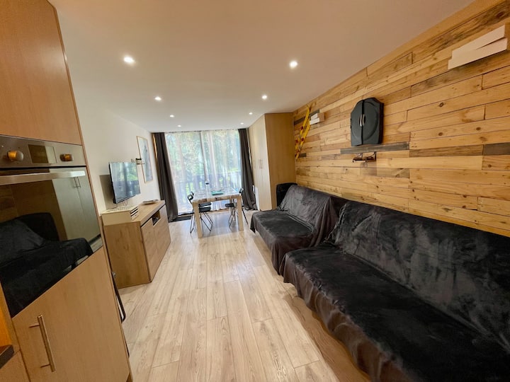 En Station Grand Studio Avec Belle Terrasse En Rdj - Lac du Mercantour