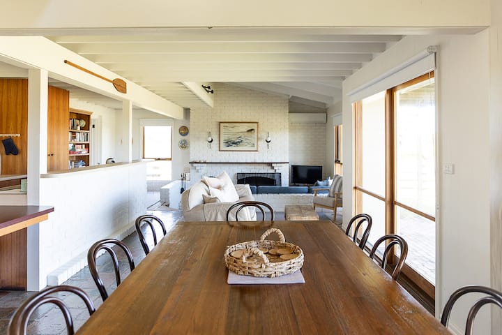 Peterborough Beach House - Port Campbell