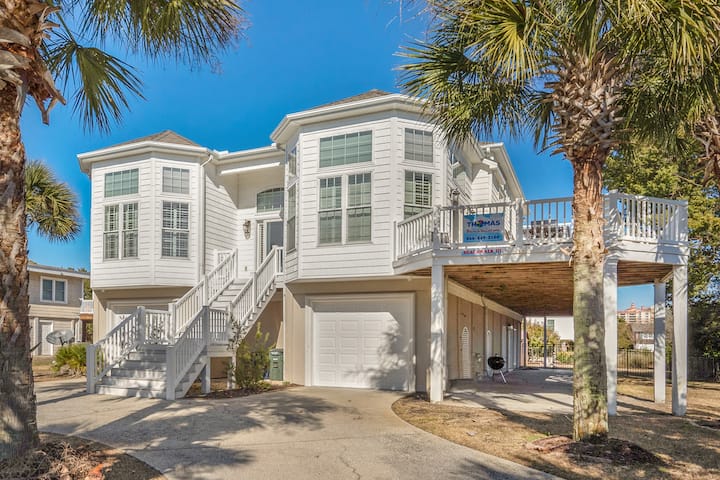 Luxury Home, Priv. Pool, Easy Beach Access - Sunset Beach, NC