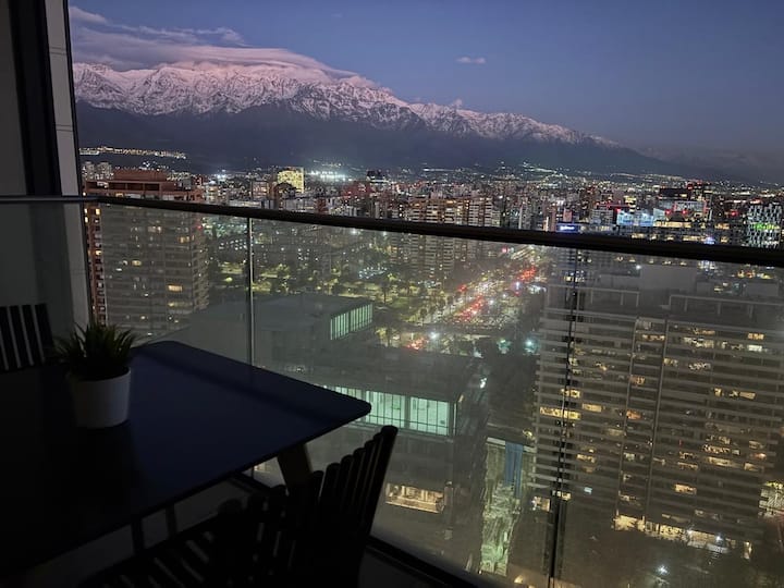 Espectacular Vista A Las Cordilleras - Las Condes