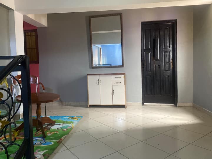 Cozy Room Close To Kumasi City Mall - Kumasi