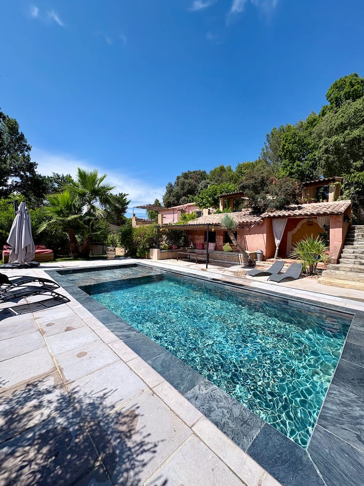 Villa Familiale Entre Campagne Aixoise & Luberon - Rognes