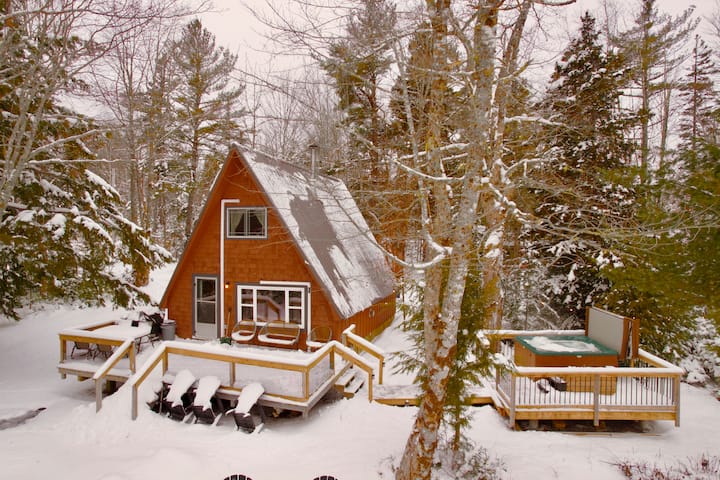 Falls Lake Cabin Vacation Rentals - Nova Scotia, Canada | Airbnb