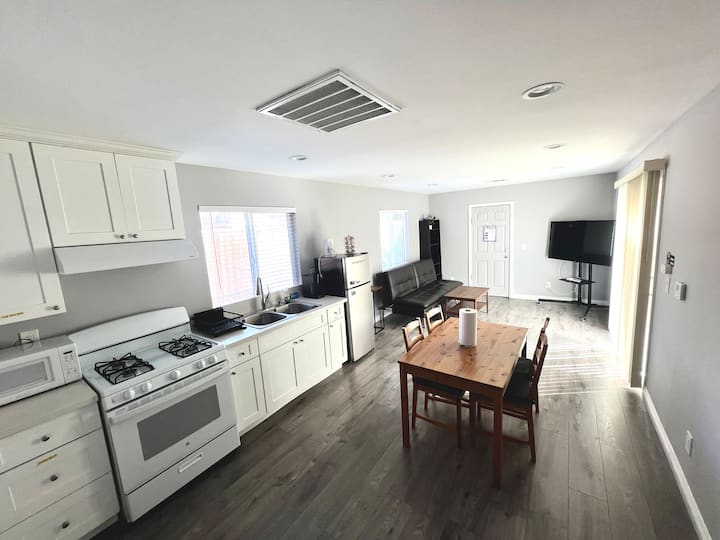 2bed+2bath Town Home, Back Unit - Rowland Heights, CA