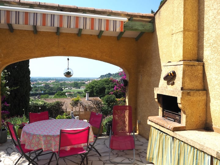 Villa à Bellegarde Près Du Pont Du Gard - Bellegarde