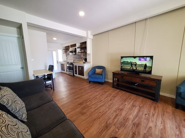 Modern Ground Level Apartment By The Bullring - Tijuana Beach