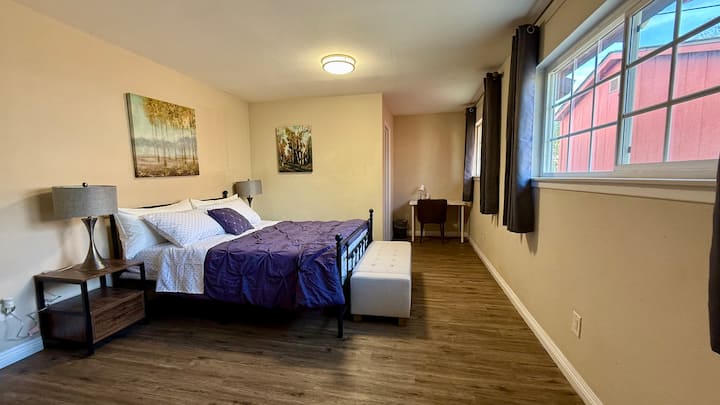 #107 Master Bedroom With Private Bathroom - Rancho Cucamonga, CA