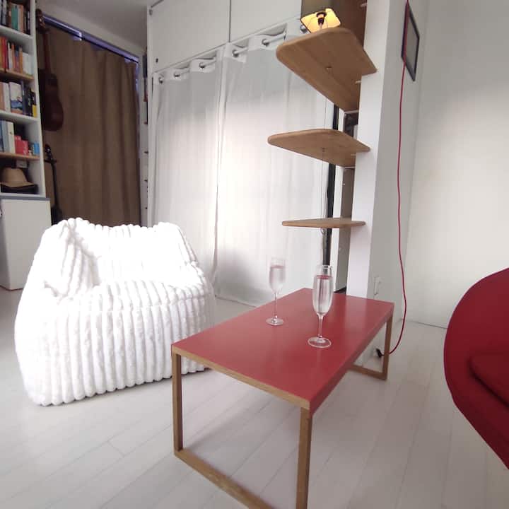 Studio Calme Au Pied De La Butte - Porte de Clignancourt