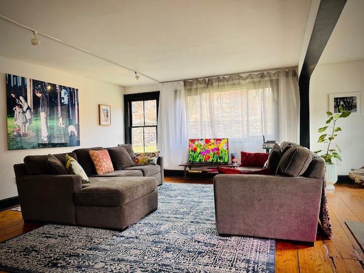 Luxury Farmhouse At The Porch - Margaretville, NY