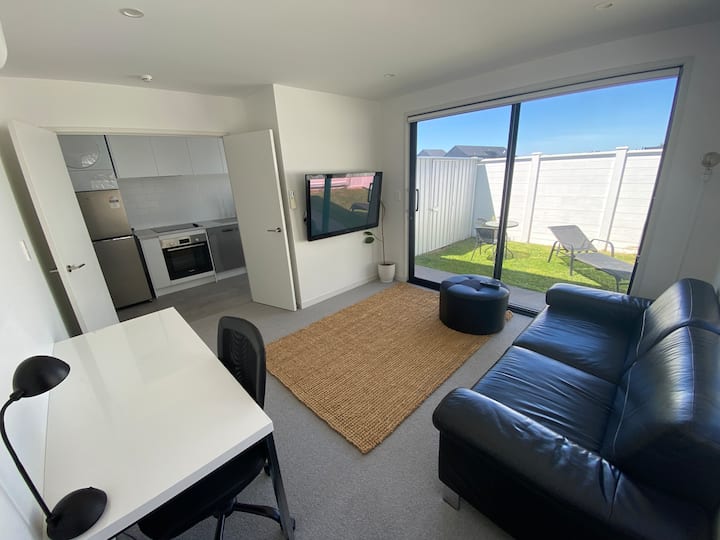 Prestigious, Safe, Secure, And Private In Papamoa. - Papamoa