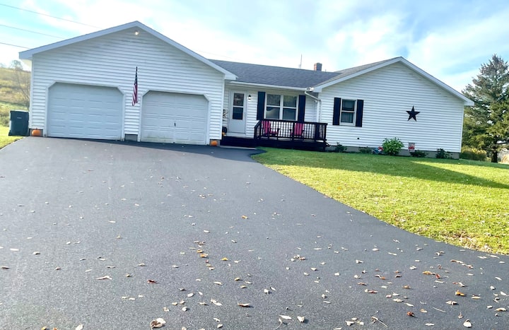 Country Getaway Close To Cooperstown - Glimmerglass State Park, Cooperstown