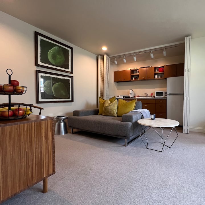Fall 2025 Discount On Luxury Dallas Condo - Dallas