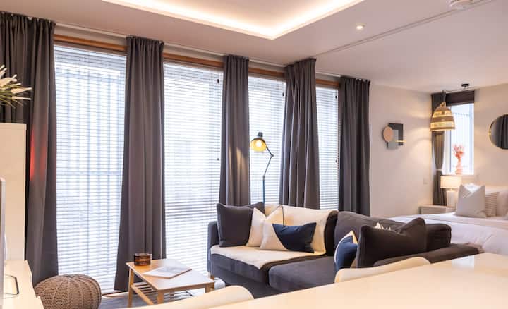 Boutique Studio Steps To Beach & Cafés | City 20m - Edinburgh
