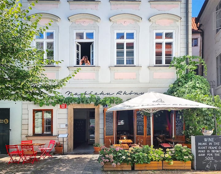 Glamorous And Quiet 60 M2 Near Charles Bridge - Prague