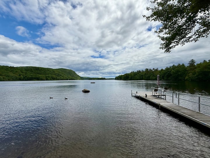 Loon Retreat Cabin On Lake Minutes From Camden, Me - Camden, ME