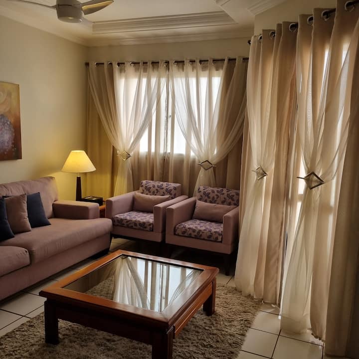 Cantin Prático, Aconchegante! Completo 2 Garagens! - Uberlândia