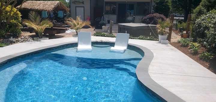 Bayside Oasis *In-ground Pool*hot Tub*huge Yard* - Fenwick Island, DE